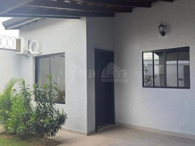 Casa 2 quartos Jardim Wanel Ville V