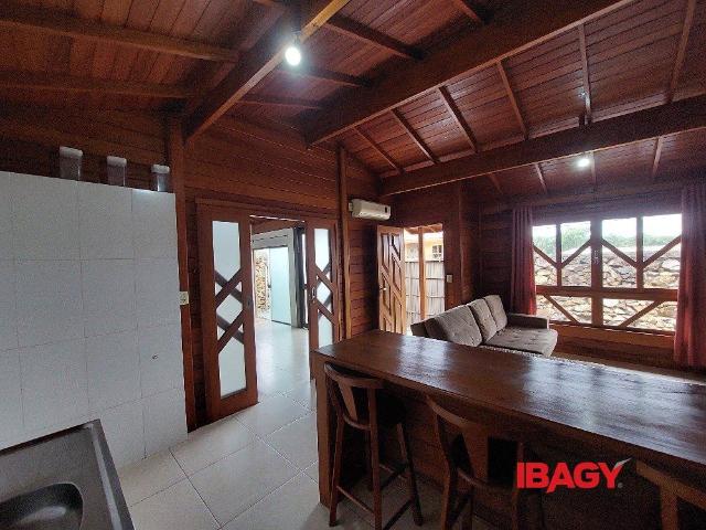 Casa 2 Quartos Morro Das Pedras 100m²