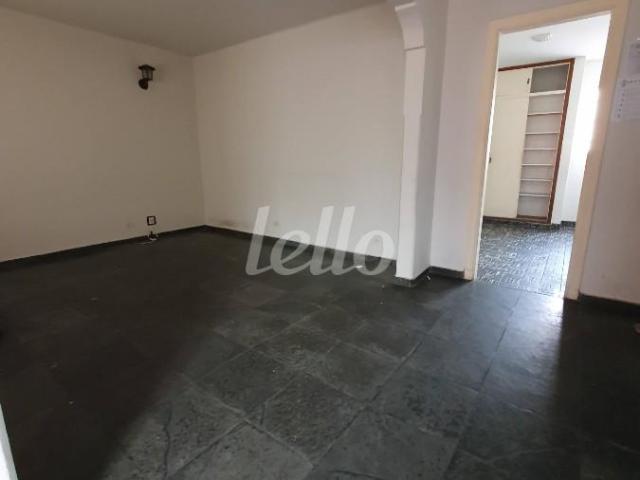 Casa 2 quartos para alugar no a Santana