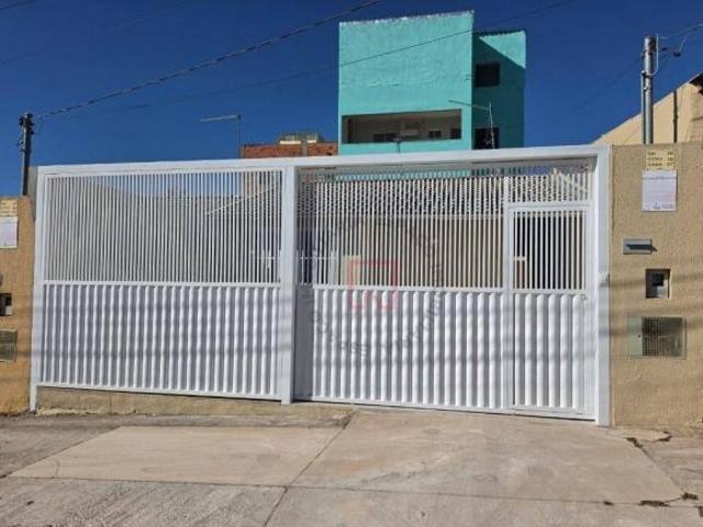 CASA 2 QUARTOS REFORMADA TODA NA LAJE ACEITA FINANCIAMENTO QN 26 RIACHO FUNDO 2