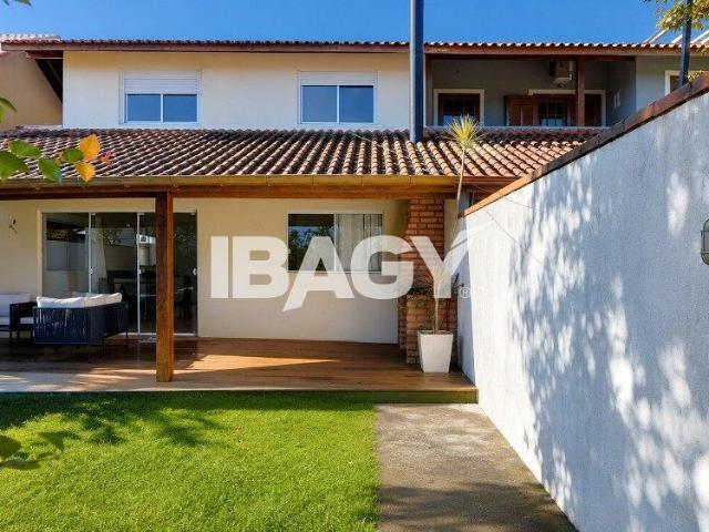 Casa 2 Quartos Rio Tavares 110m²
