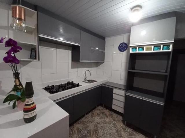 Casa 2 Quartos sendo 1 Suite a venda no bairro Cajuru em Curitiba