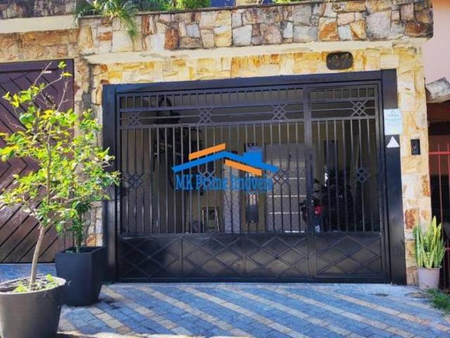 Casa 2 Quartos sendo 2 Suítes 1 vaga Porteira Fechada Jardim Regina/SP