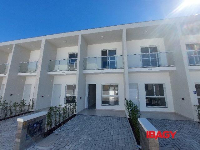 Casa 2 Quartos Sertão Do Maruim 52m²