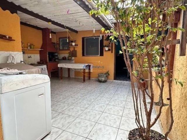 Casa 2 quertos mais edicula, na Guilhermina