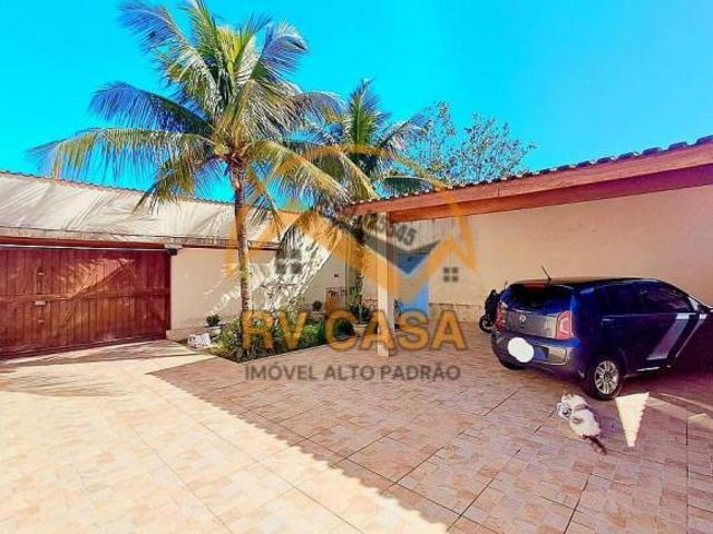 Casa 2dorms, c/piscina, 300mts da praia Itanhaém
