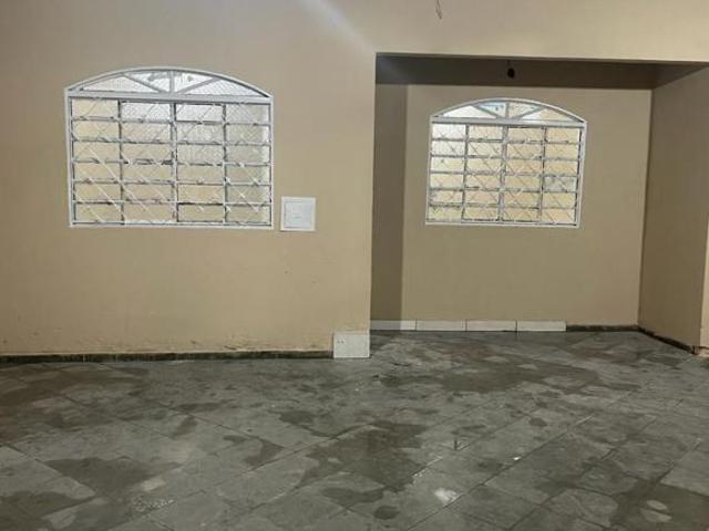CASA 2QTS + BARRACO DE FUNDOS SAMAMBAIA QR 411! ESCRITURADO!