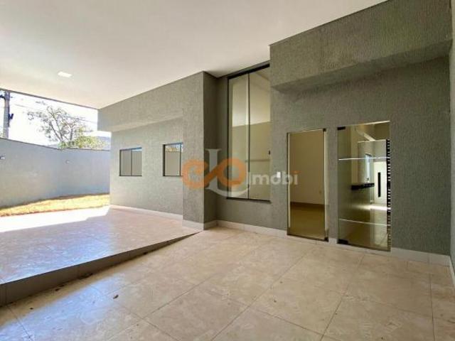 Casa 3/4 sendo uma suite