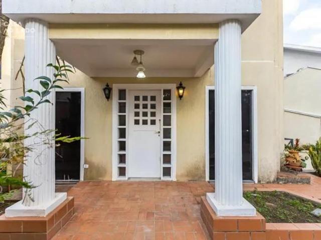 Casa 356m² com 4 quartos no Jardim Social Curitiba/PR