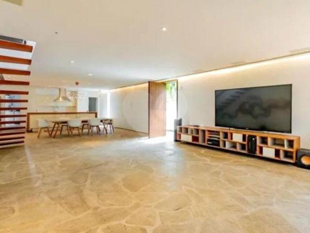 CASA 360M² PARA VENDA E LOCAÇÃO NO JARIDM EUROPA