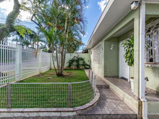 Casa 390m² com 4 quartos, 6 Vagas à venda no Portão Curitiba PR