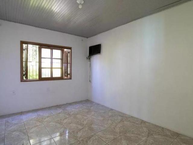 Casa 300m² à Venda na Vila Ipiranga. 2 Quartos, 2 Vagas, Salão e Churrasqueira