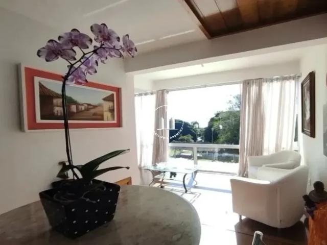 Casa 302m² com 3 Quartos e Suíte na Ponta de Baixo EST