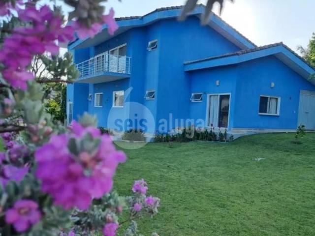 Casa 312m2, com 3 suites, à venda no em Condomínio em Terras de Itaici, Indai.