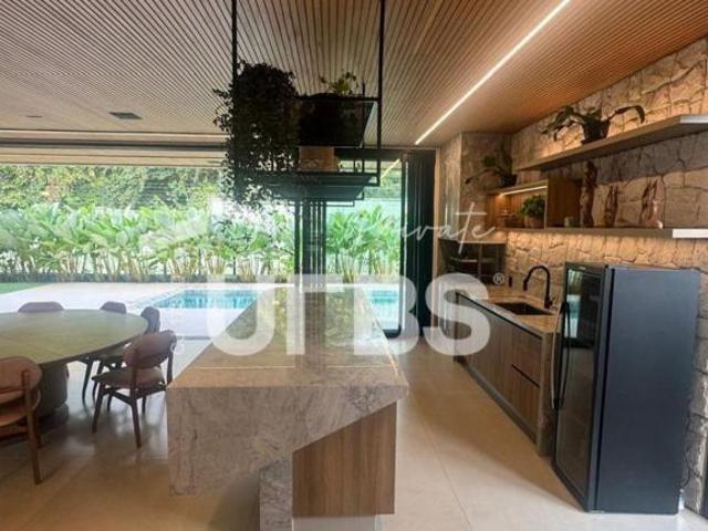 CASA 320MT 4 SUITES PLATEAUA D´OR PRIVILEGE