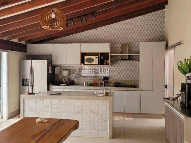 Casa para venda em Lourdes, Uberaba