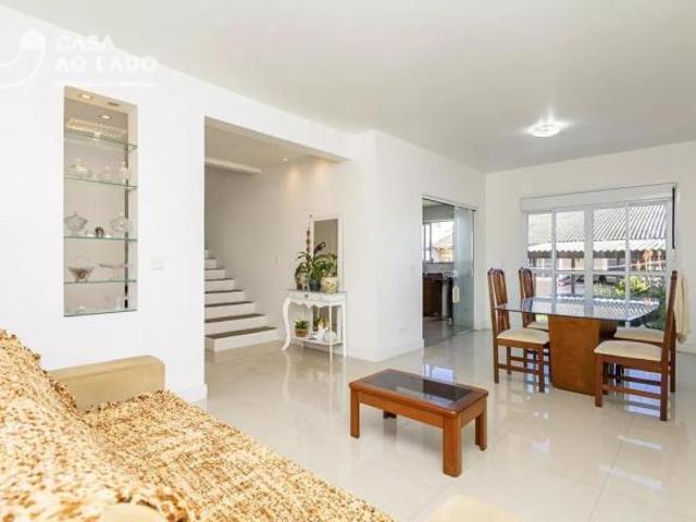 Casa 328m² com 3 suítes no Novo Mundo Curitiba/PR