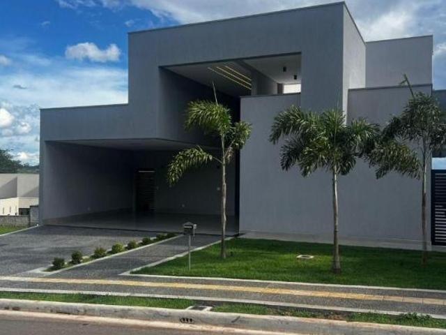 Casa 333m² — Residencial Goiânia Golfe Clube | 4 Quartos, 4 Suítes
