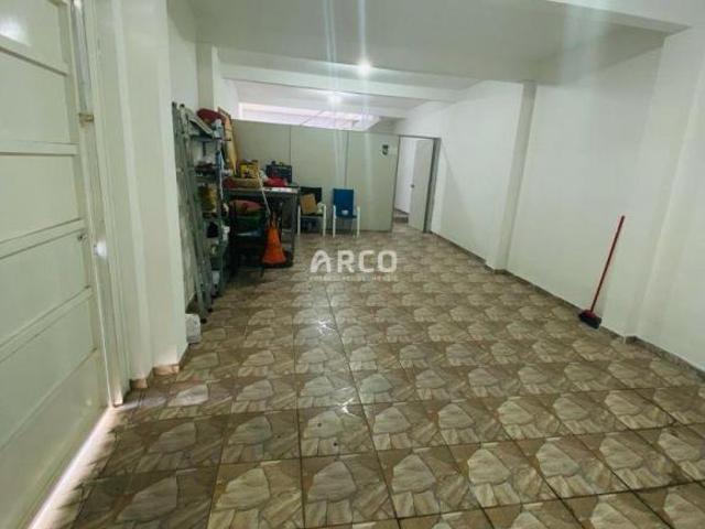 Casa 3 dorm 2 banheiros sendo 1 suíte Jd. Satelite São José dos Campos SP