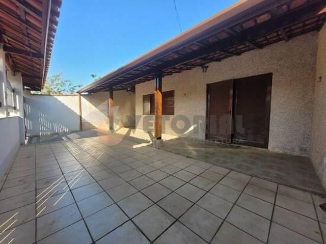 Casa 3 dorm. à venda, 168 m² R$ 780.000 Praia das Palmeiras Caraguatatuba/SP