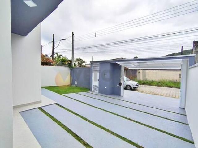 Casa 3 dorm. à venda, 100 m² por R$ 740.000,00 Massaguaçu Caraguatatuba/SP