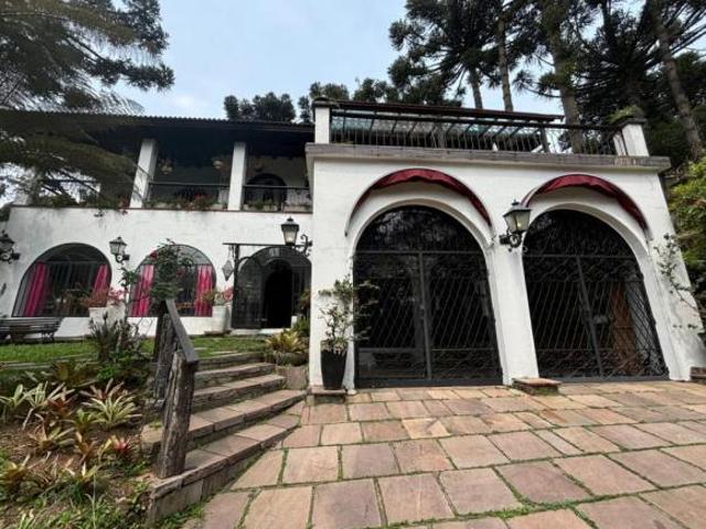 Casa 3 Dorm Bairro Planalto