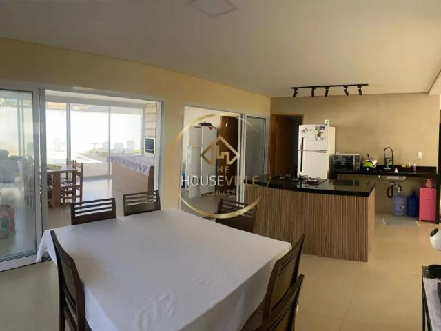 Casa 3 dormitórios 3 suítes, piscina, 2 vagas, Ecopark Borboun, Caçapava