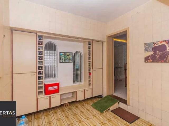 Casa 3 dormitórios, 2 suítes, piscina