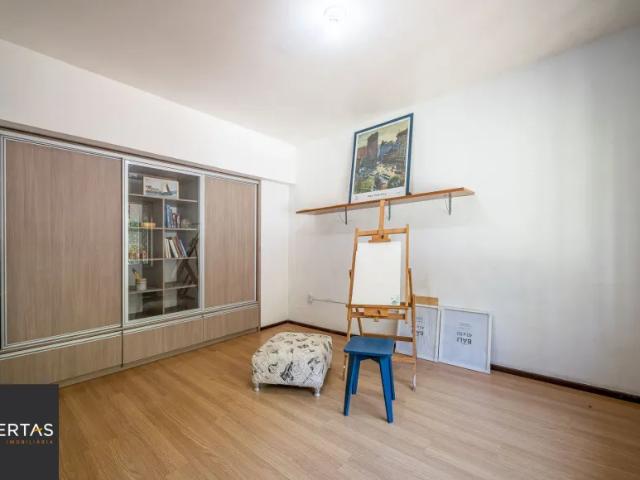 Casa 3 dormitórios no bairro Medianeira