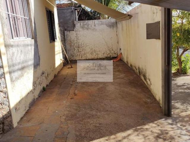 Casa 3 dormitórios a venda no bairro Vila Ipiranga
