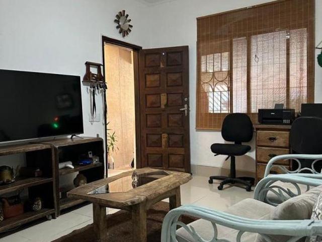 Casa 3 dormitórios sendo 1 suíte bairro Guilhermina