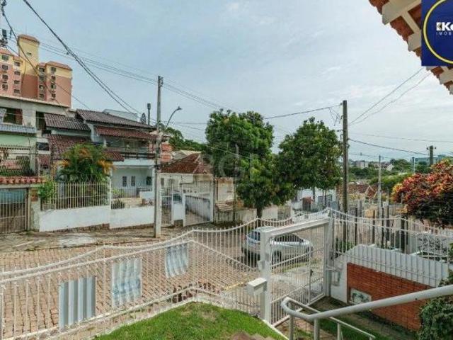 Casa 3 Dormitório s Bairro Teresópolis