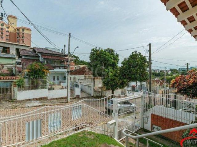 Casa 3 Dormitório s Bairro Teresópolis