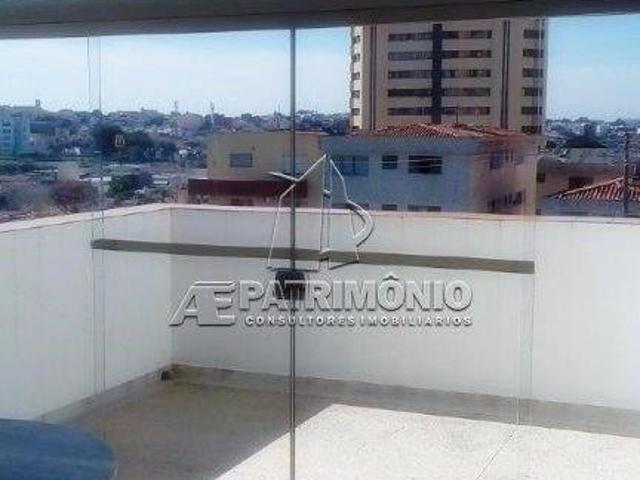 CASA,3 Dormitorio s bairro Centro