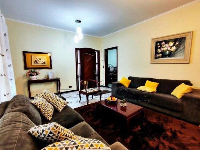 CASA,3 Dormitorio s bairro Central Parque