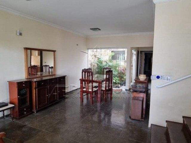CASA,3 Dormitorio s bairro Emília