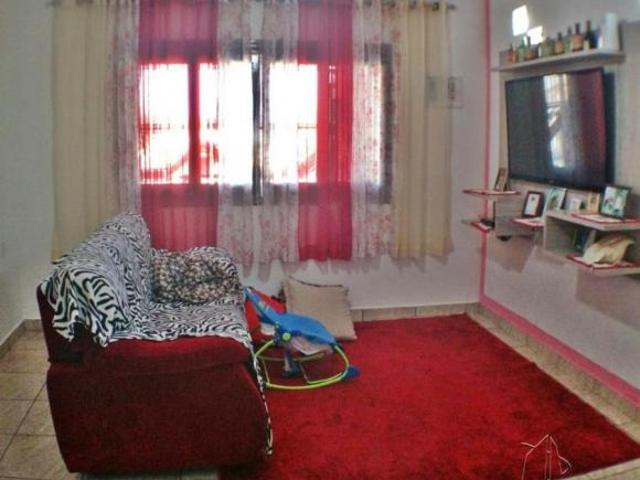CASA,3 Dormitorio s bairro Josane