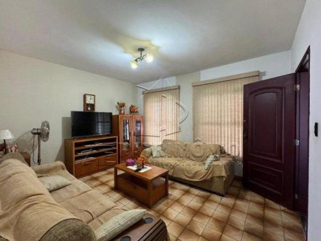 CASA,3 Dormitorio s bairro São Caetano