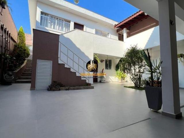 Casa 3 dormitórios, 3 vagas Jardim das Imbuias