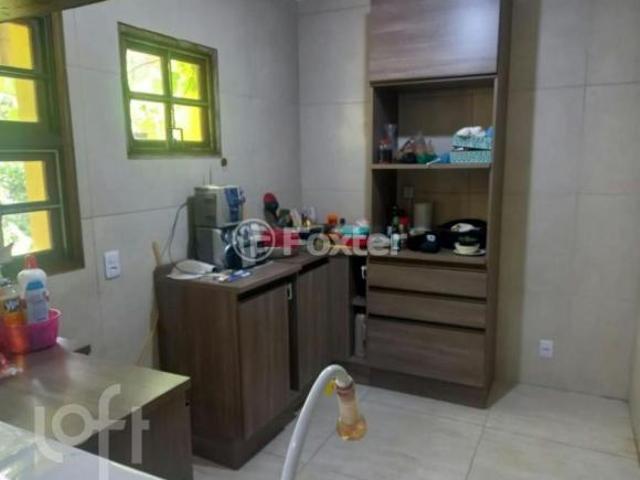 Casa, 3 dormitórios, 109.18 m², em Azenha