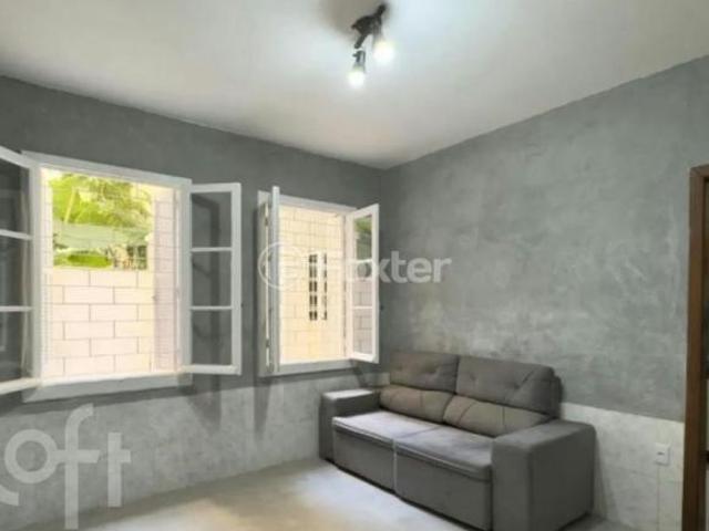 Casa, 3 dormitórios, 102 m², em Centro Histórico