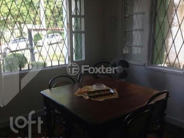 Casa, 3 dormitórios, 102 m², em Petrópolis