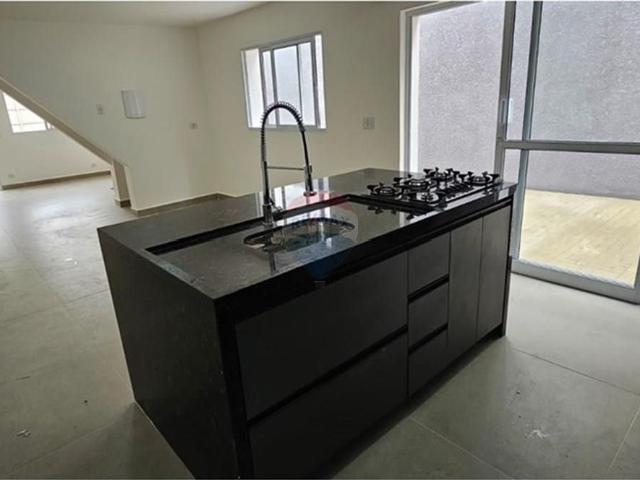 CASA 3 DORMITÓRIOS 10 VAGAS PARA LOCAÇÃO NO IMIRIM ZONA NORTE