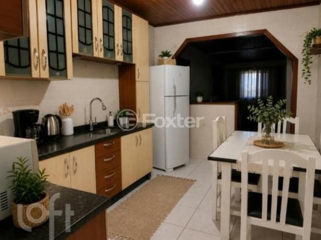 Casa, 3 dormitórios, 114 m², em Parque Florido