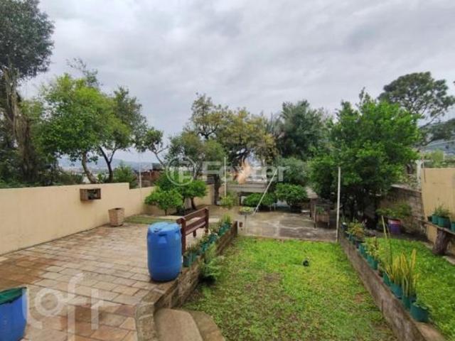 Casa, 3 dormitórios, 116 m², em Partenon