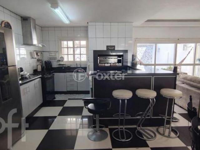 Casa, 3 dormitórios, 110 m², em Passo da Areia