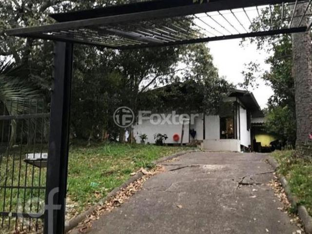 Casa, 3 dormitórios, 110 m², em Universitário