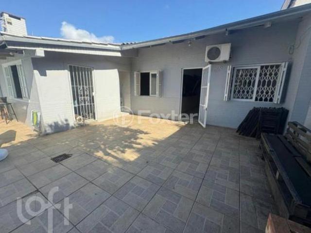 Casa, 3 dormitórios, 124 m², em Morro Santana
