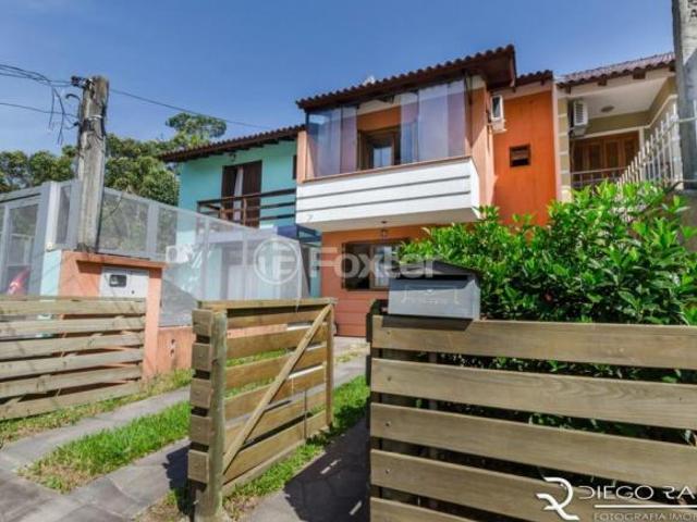 Casa, 3 dormitórios, 125 m², em Hípica