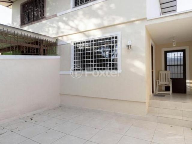 Casa, 3 dormitórios, 125 m², em Parque Vitória